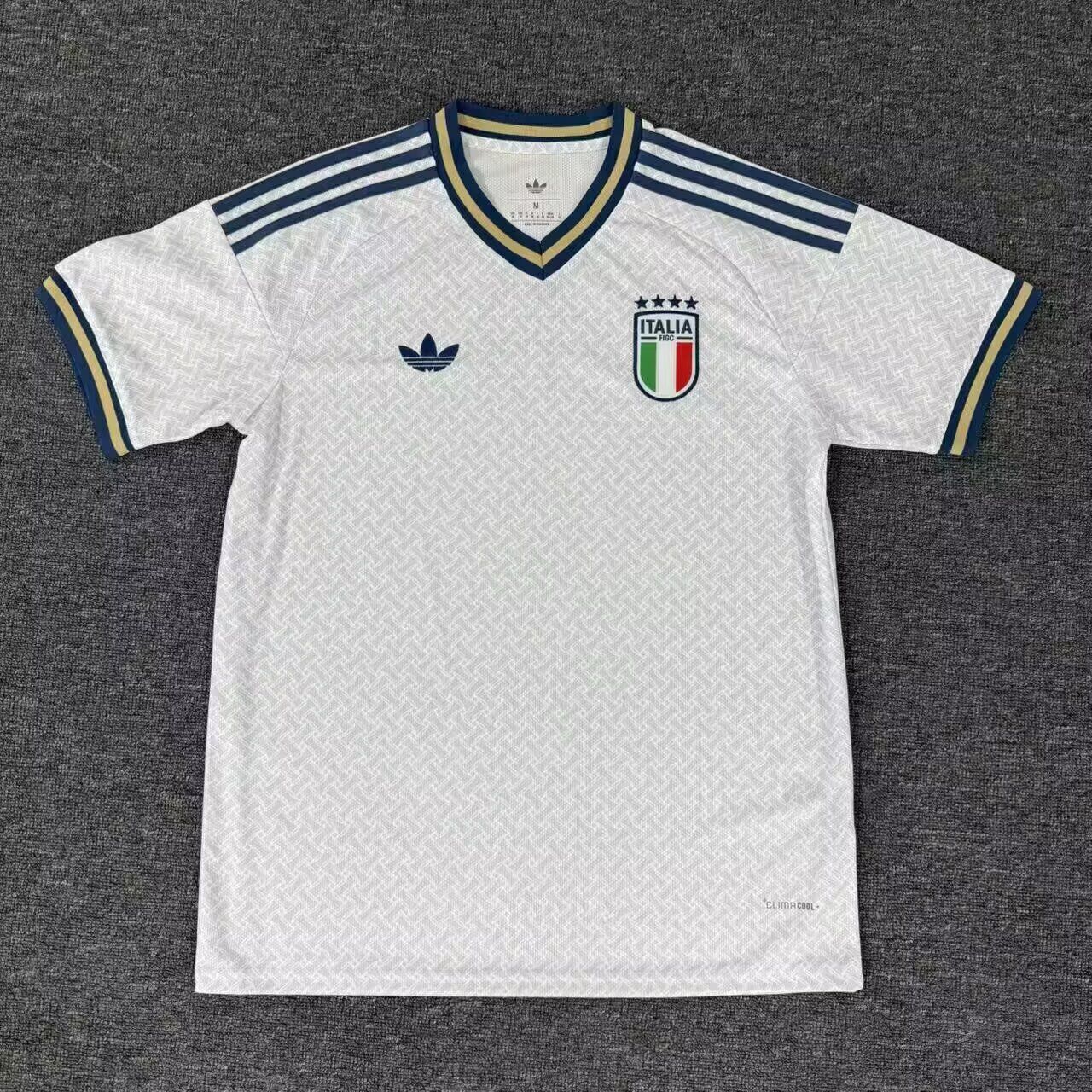 Italy Away 2026 | Legends Gallery